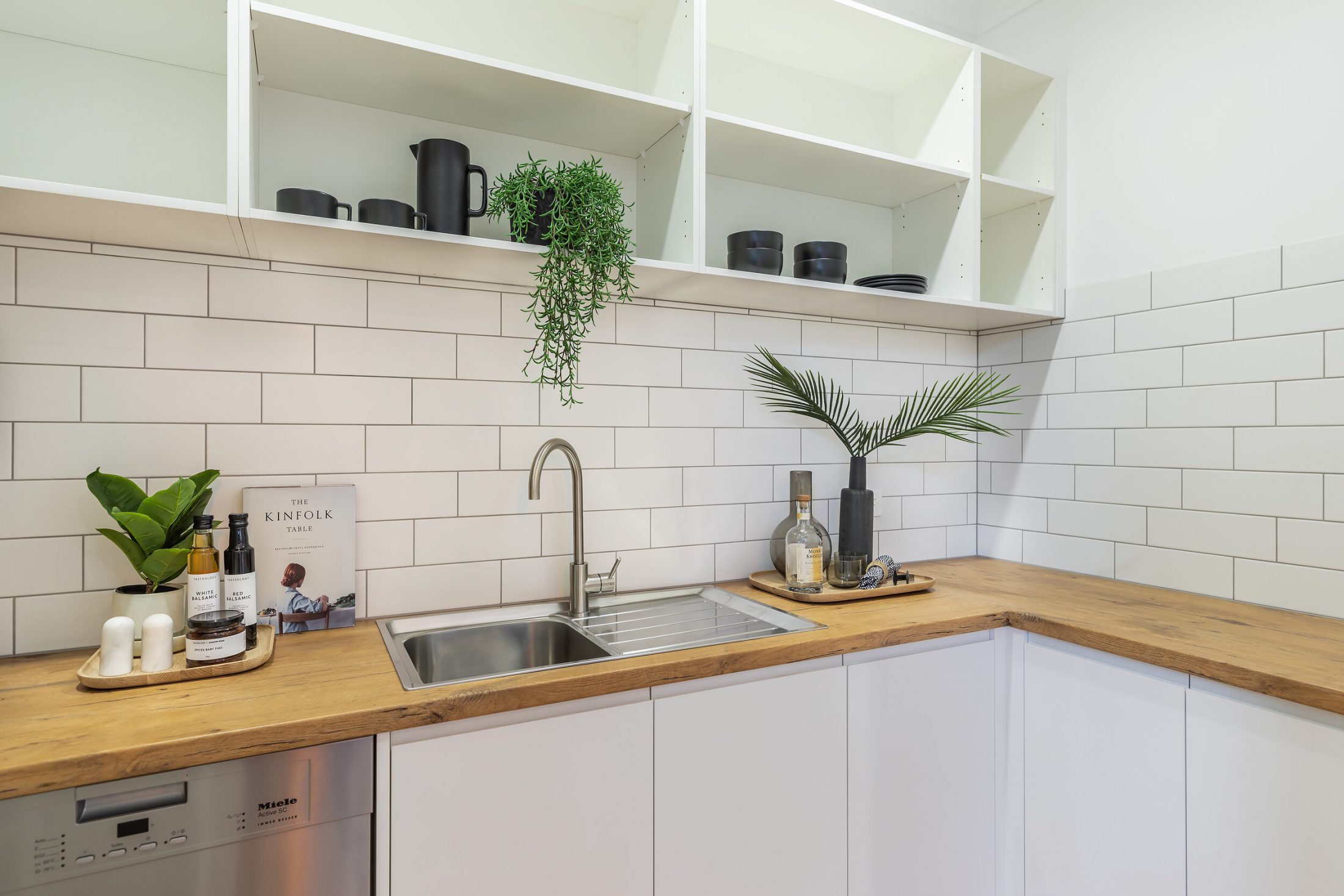 Laminate (38mm) - Amorini Australia